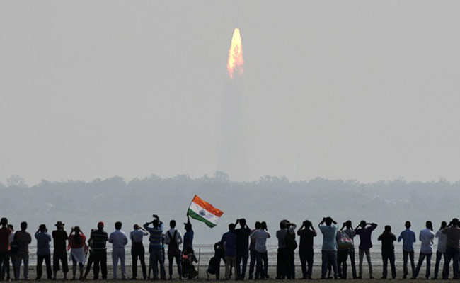 ISRO Made a World-Record by launching 104 Satellites [1 min read]