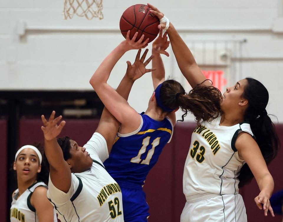 Basket Girls to Break the Myth of Equality [1 min read]