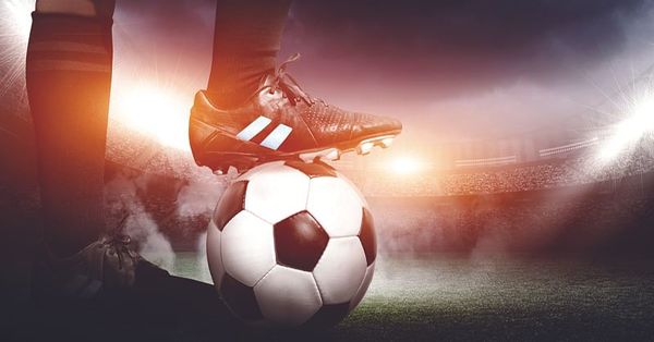 Football: A Healthy Way To Learn Discipline & Teamwork [1 min read]