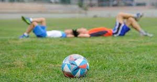 Football Teaches Teamwork [1 min read]