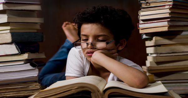 Benefits Of Reading Books Regularly | Importance of Reading- Fairgaze ...